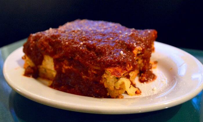 Pictures – Pompilios Restaurant